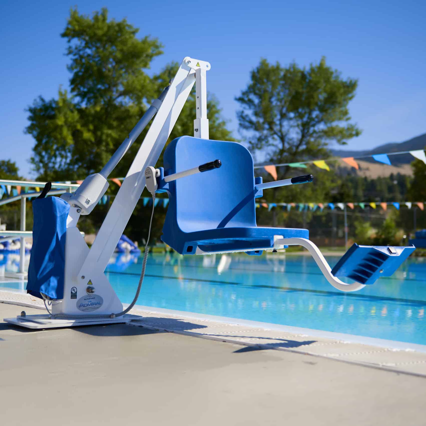 How Does a Pool Lift Work? - Patient Handling